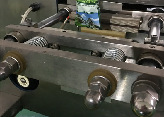 Vertical Type Automatic Liquid Packaging Machine For Pillow Bag Making
