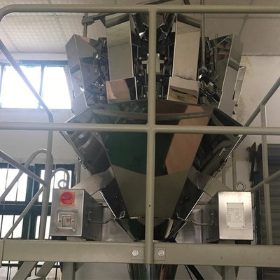 XY-A 10 Heads Snack Food Packaging Machine Quantitative Weighing For Granules