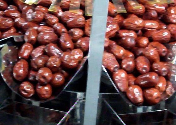 Capacity Increasing Automatic Granule Packing Machine Vertical Type For Candy / Nuts