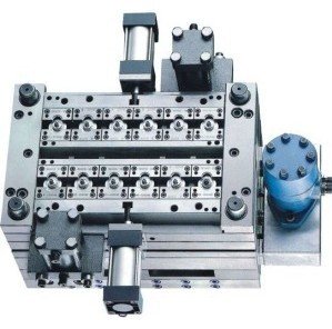 LKM Base Precision Injection Mould , PC PP PVC Plastic Molding Tool