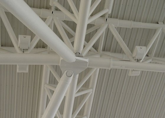 Airport Terminal Hot Rolled Steel Pipe Trusses Pre Engineered Steel Structure