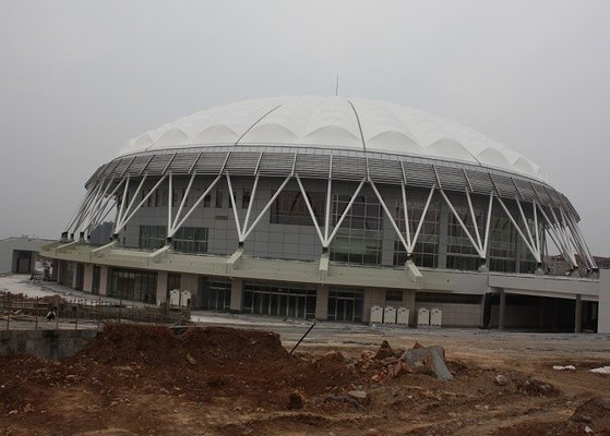 Modern Commercial Steel Frame Buildings Steel Pipe Roofing Sports Center Construction