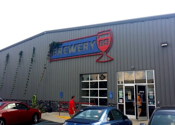 Beer Brewing Facility Steel Frame Workshop With Translucent Roof Panels