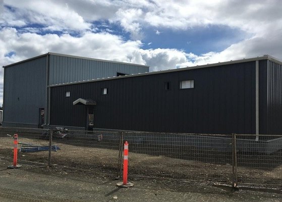 Single Slope Prefabricated Shop Buildings Metal Shed Workshop With High And Lower Span