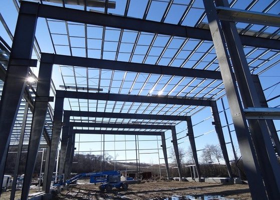High Rise Prefabricated Metal Frame Workshop Building Bolts Connection With Painting