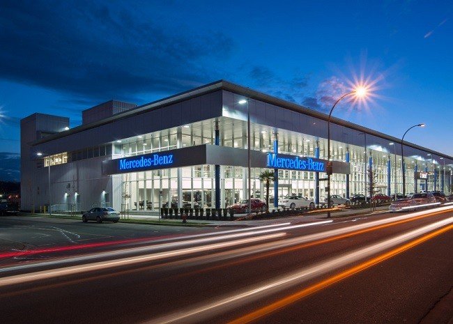 Prefabricated Commercial Steel Frame Buildings Car Sales Shop With Mezzanine As Offices