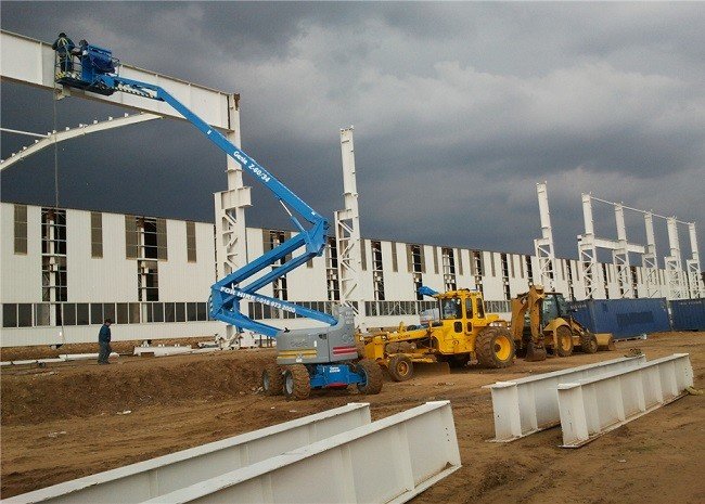 Prefabricated Lattice Column Steel Structure Workshop Built In South Africa