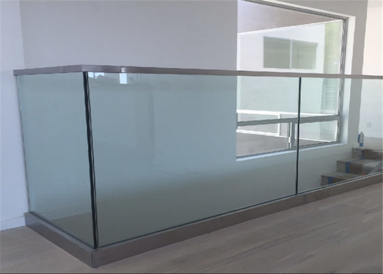 Aluminum Alloy U Shape Channel Frameless Glass Railing Interior / Exterior Modern design