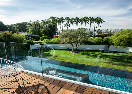 Free Design Frameless Glass Pool Fencing , Clear Swimming Pool Glass Fence