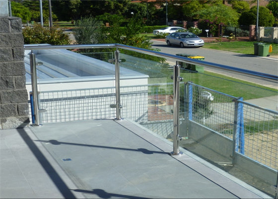 Customized 316 Stainless Steel And Glass Balcony Railings Outdoor Modern Design