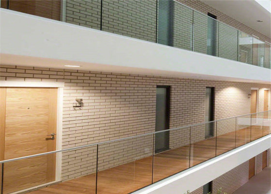 U Channel Aluminum Deck Railing Systems Customized Tempered Glass Guardrail For Residential Fence