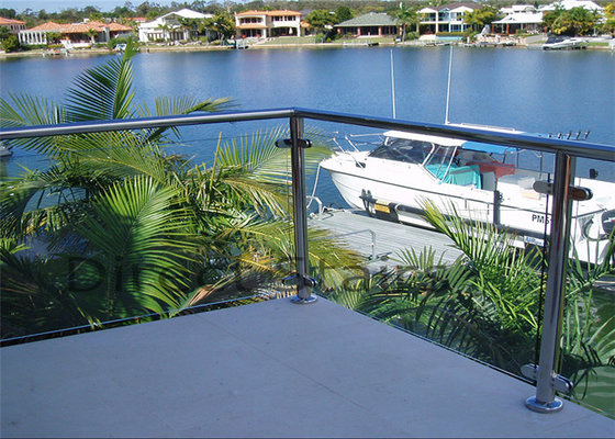 Popular Design Ss Railing With Glass Designs , Stainless Steel Staircase Railing With Glass