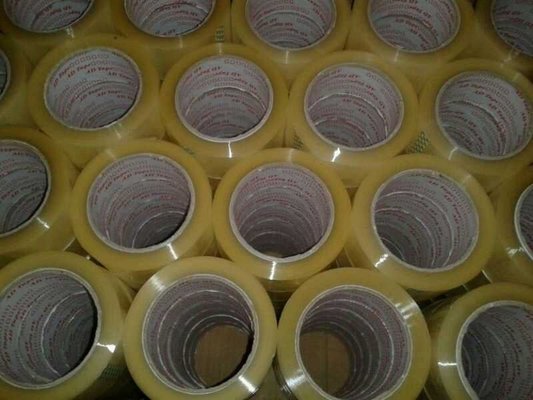 BOPP 2 polegadas de fita feita sob encomenda da embalagem de Hotmelt clara para o Handwork, 40microns