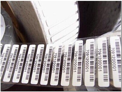 Pneumático detalhado etiquetas adesivas impressas que combinam o número e o código de barras do pneumático