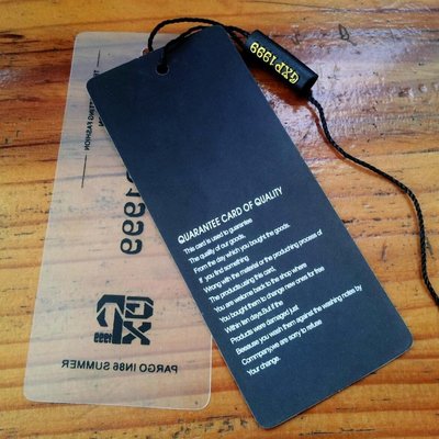 Etiquetas impressas papel do cair do cartão, calças de brim frescas etiqueta personalizada do PVC