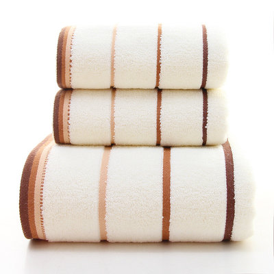 Light Color Hotel Bath Towel /  Ultra Absorbent Towel For Swimming