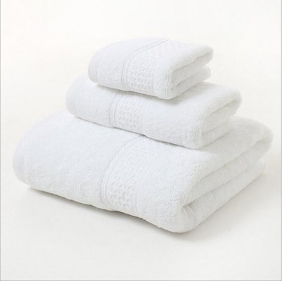 Reactive Dyed Printed Bath Towels Excellent Water Absorption With  Machine Wash