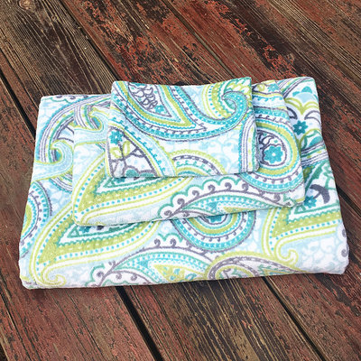 Luxury Patterned Bath Towels 100% Cotton Reactive Printed And Woven Techniques
