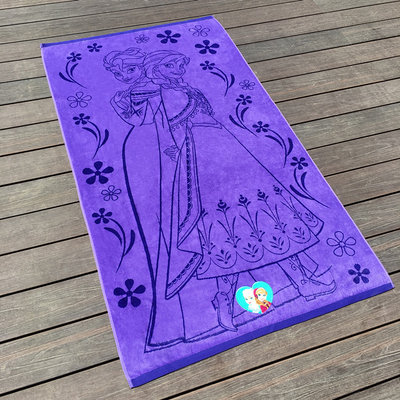 Funky Jacquard Purple Beach Pool Towels Cartoon Printed For Camping