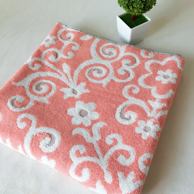 Customized Elegant Jacquard  Beach Towels