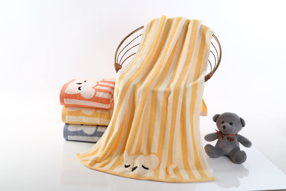Teens Double Loop Jacquard Beach Towel Zero Twist Dyed And Skin - Friendly