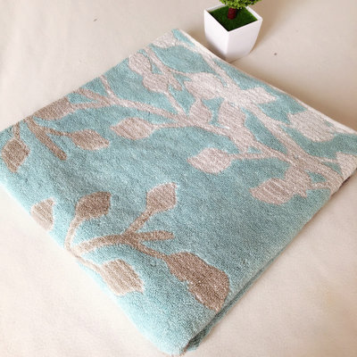 Decorative Jacquard Bath Towel Plain Woven