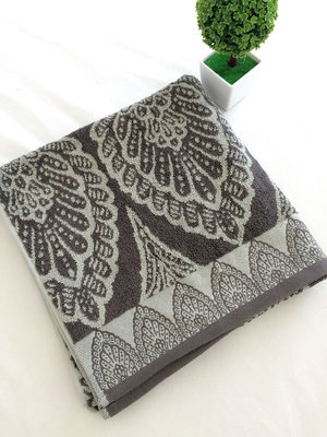 Double Plush Cotton Bath Towels Indian Style , Brown Peacock Beach Towels