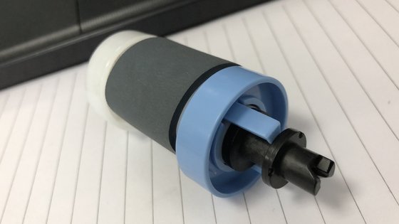 M706  TRAY 2 Pickup roller  RM1-0731