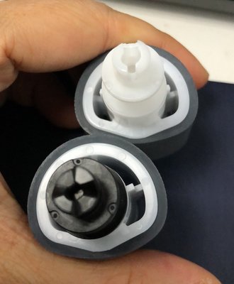 M706  TRAY 2 Pickup roller  RM1-0731