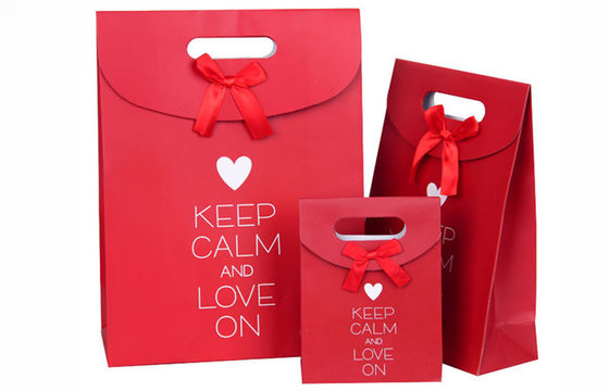 Red Recyclable Handmade Paper Gift Bags With Handles Duplex Board