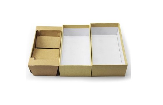 Recyclable Yellow Cardboard Gift Boxes Right Angle Customized