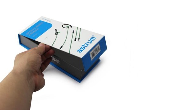 Hanging Type Earphone Gift Boxes With Custom Magnet For Clossure