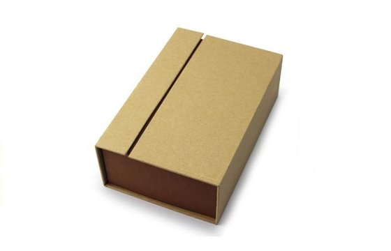 Gold Stamping Folding Magnet Gift Boxes With PVC And Paper Card Insert