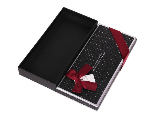 Fashional matt lamination finished 1000g cardboard scarf box packaging box
