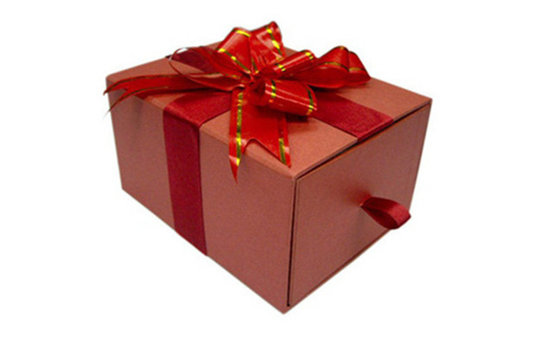 Recyclable Red Wedding Gift Box Drawer Type with Ribbon Tied