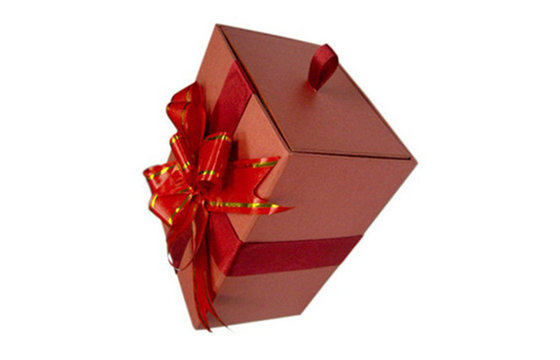 Recyclable Red Wedding Gift Box Drawer Type with Ribbon Tied