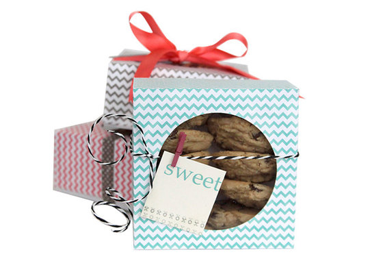 fashionable Paper Cookie Paper Packaging Boxes , clear Window paper boxes for food