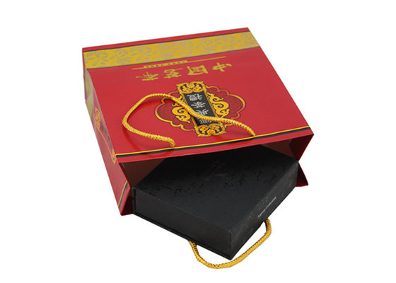 UV Spot Colored Cord Handle Paper Packaging Bags For Tea Packing