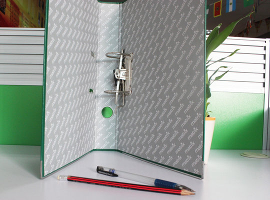 Non - Toxic 2 / 3 Inch Green Paper File Folder With Lever Arch File Covers
