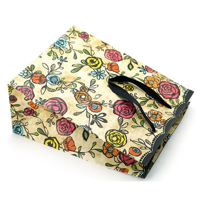 Women t-shirt white card paper bag custom logo color printing supplier