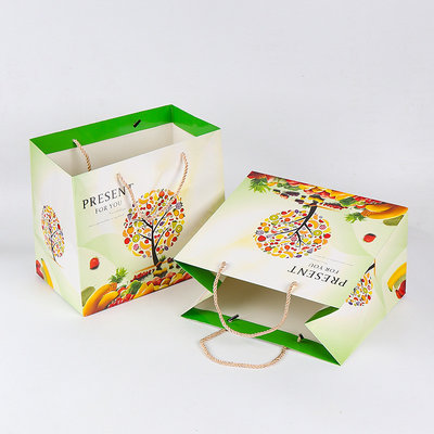 Color printing custom paper shopping bag gold foil printed ivory bag factory supplier