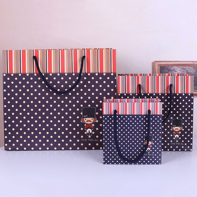 Customised cheap paper bag for children's clothing packaging shopping bags supplier