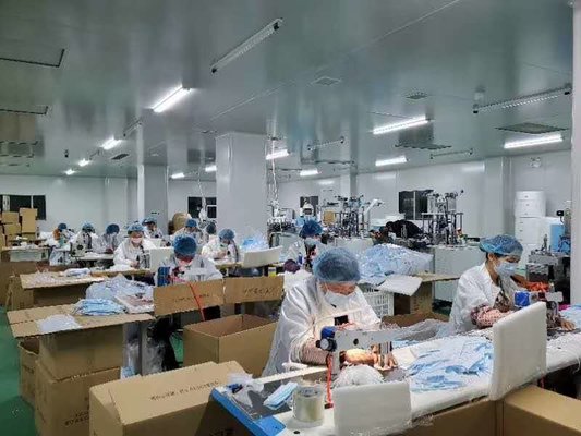 Ce Fda Certificate 3ply Non-Woven Fabrics Earloop Disposable Face Mask supplier