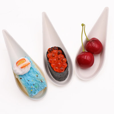 Biodegradable tear drop spoon shape sugarcane fruit dish disposable bagasse paper sauce fish tray supplier