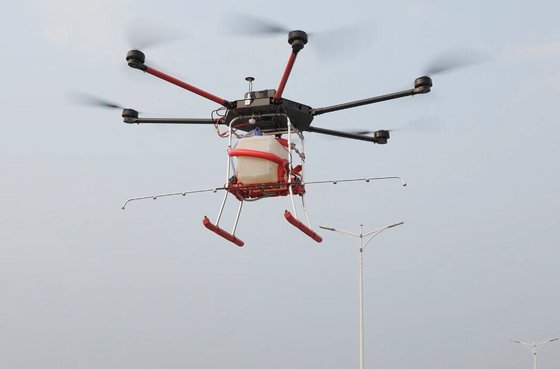 Fireflight Video GPS WIFI Precision Agriculture Drones For Diffusing Spray