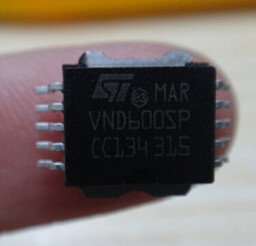 China Brand new VND600SP Car electronic IC Auto ECU computer board chip supplier