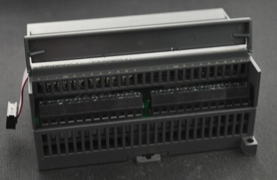 UN221-1BL22-0XA0 UniMAT PLC Compatible with Siemens S7 200 Digital Module