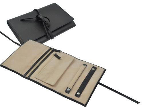 Jewelry roll purse for traveling