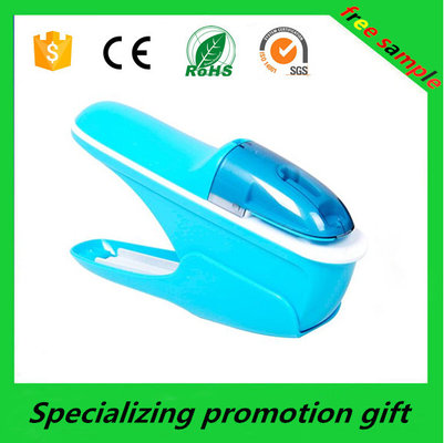 Professional Green / Blue Promotional Stationery Small Stapler 40*30*70mm