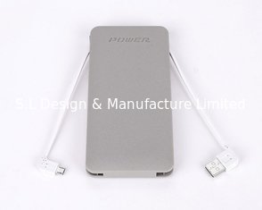 China universal portable plastic power banks with built-in cable supplier